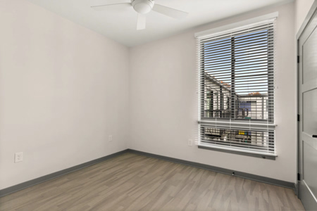 Affordable Apartments in Nashville, TN | Red Oak Flats